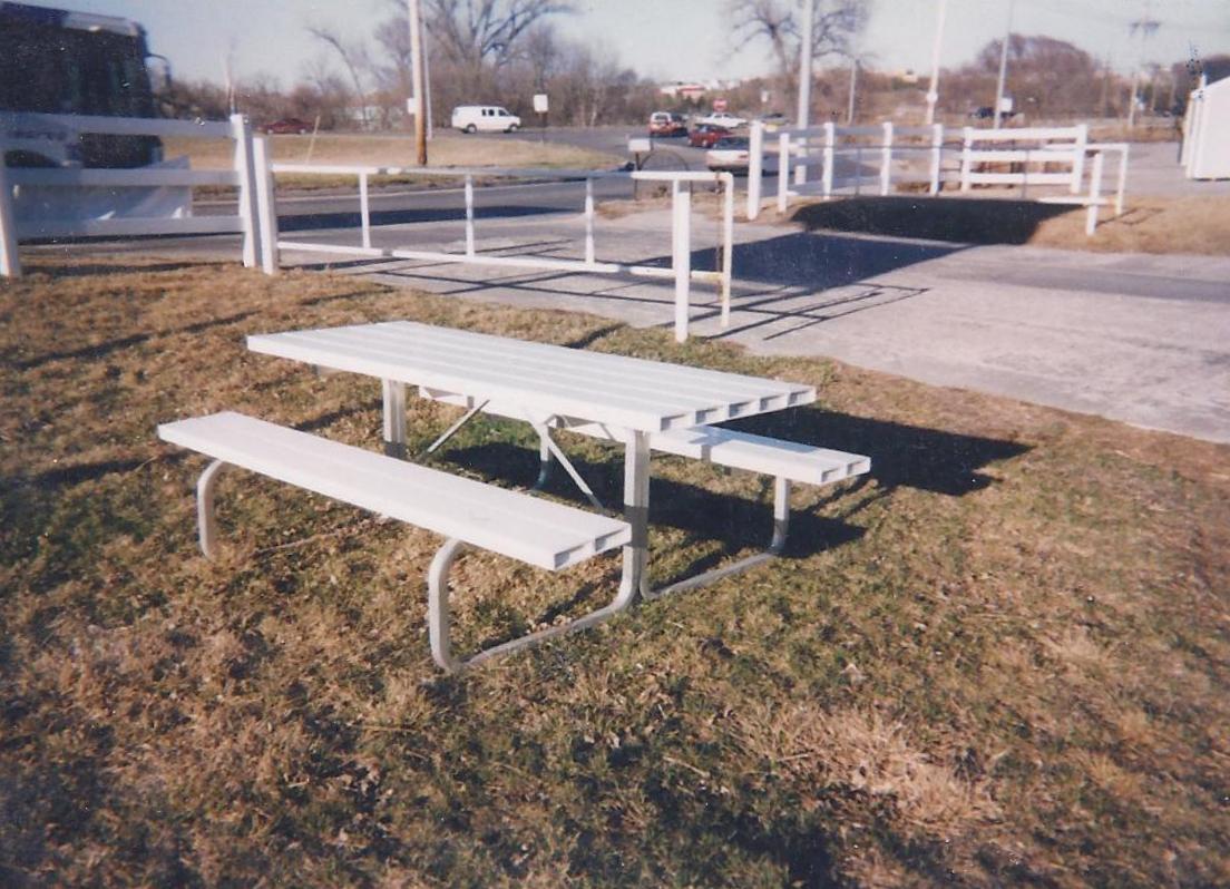 Benches, Tables, Etc. – Acreage Fences
